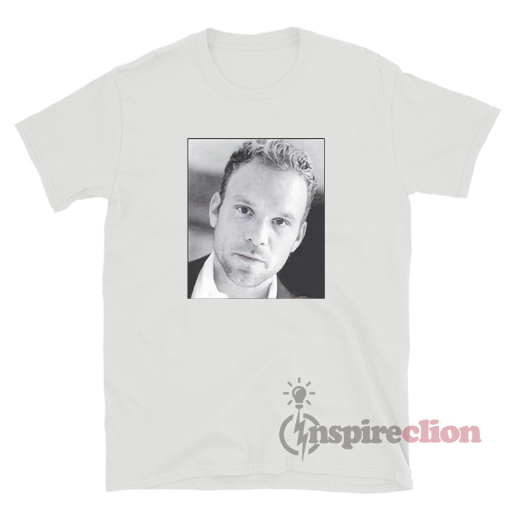 Jonathan Bailey Wearing Norbert Leo Butz T-Shirt - Inspireclion